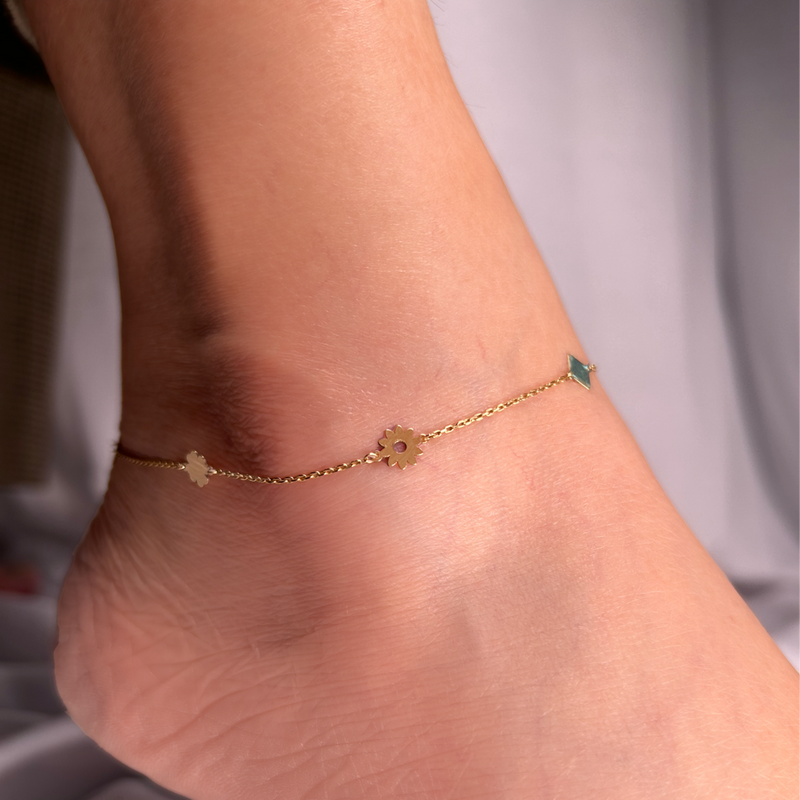 Buy Minimal Chain Anklet Online in India | Order Now